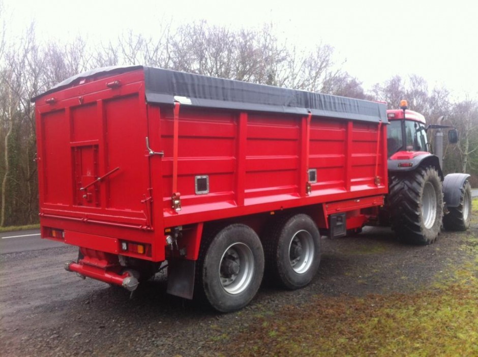 Bulk Blowing Trailers | BeAllAgri